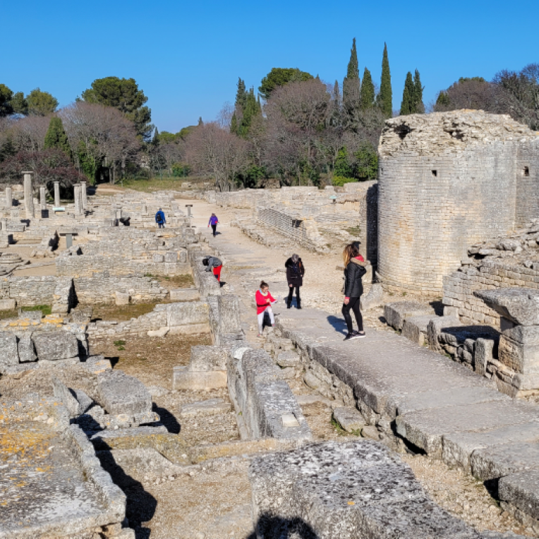 Self-guided tour | Glanum archaeological site